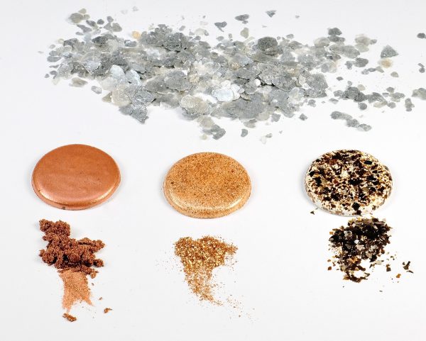 Special Effects in Mica Powder - The Blue Bottle Tree